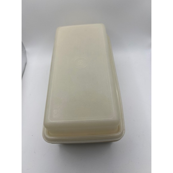 Tupperware | Kitchen | Tupperware Bread Keeper 581 With Lid | Poshmark